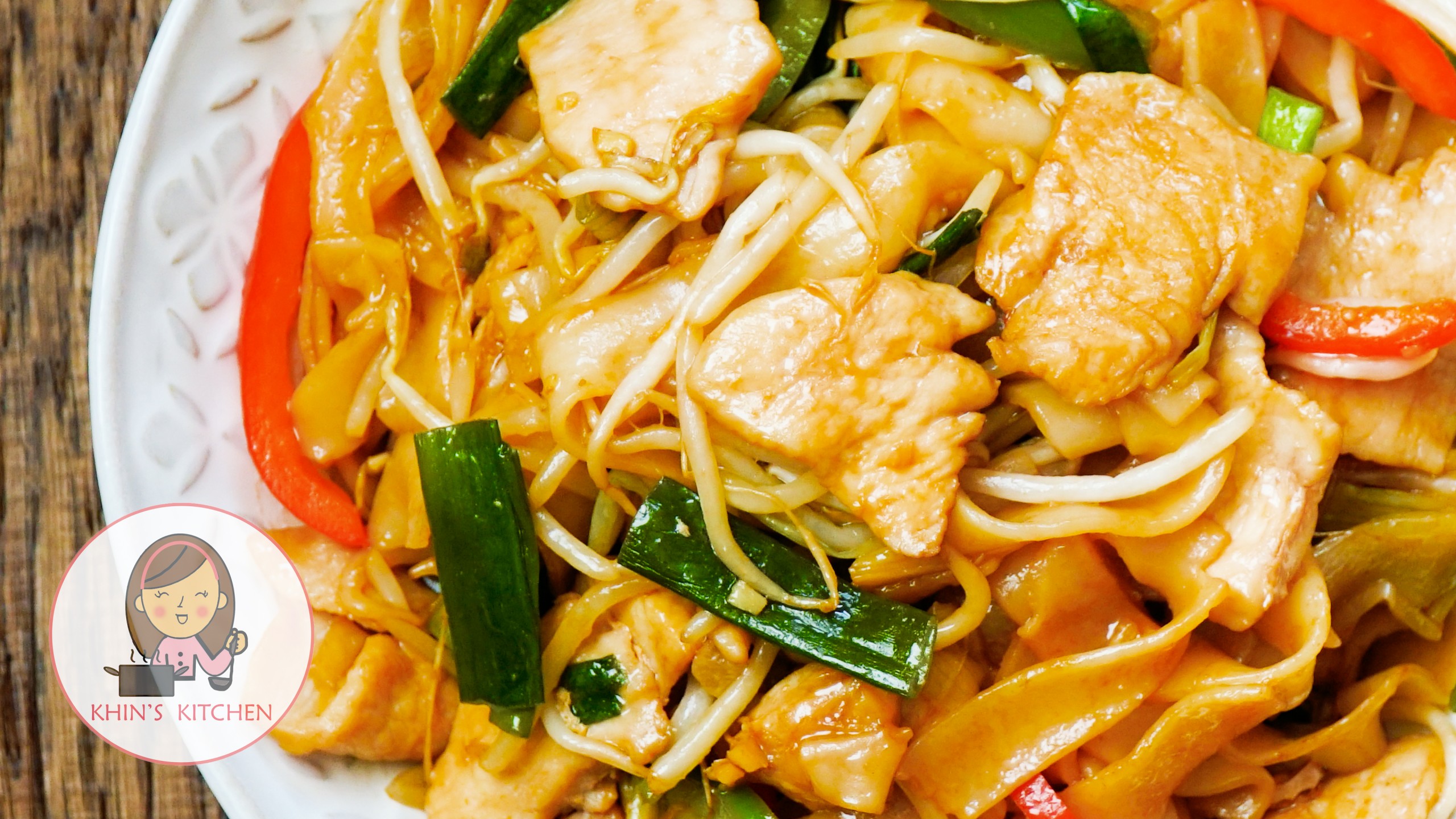Rice Noodle Stir-Fry (Chicken Chow Fun) | Khinskitchen Chow fun stir-fry