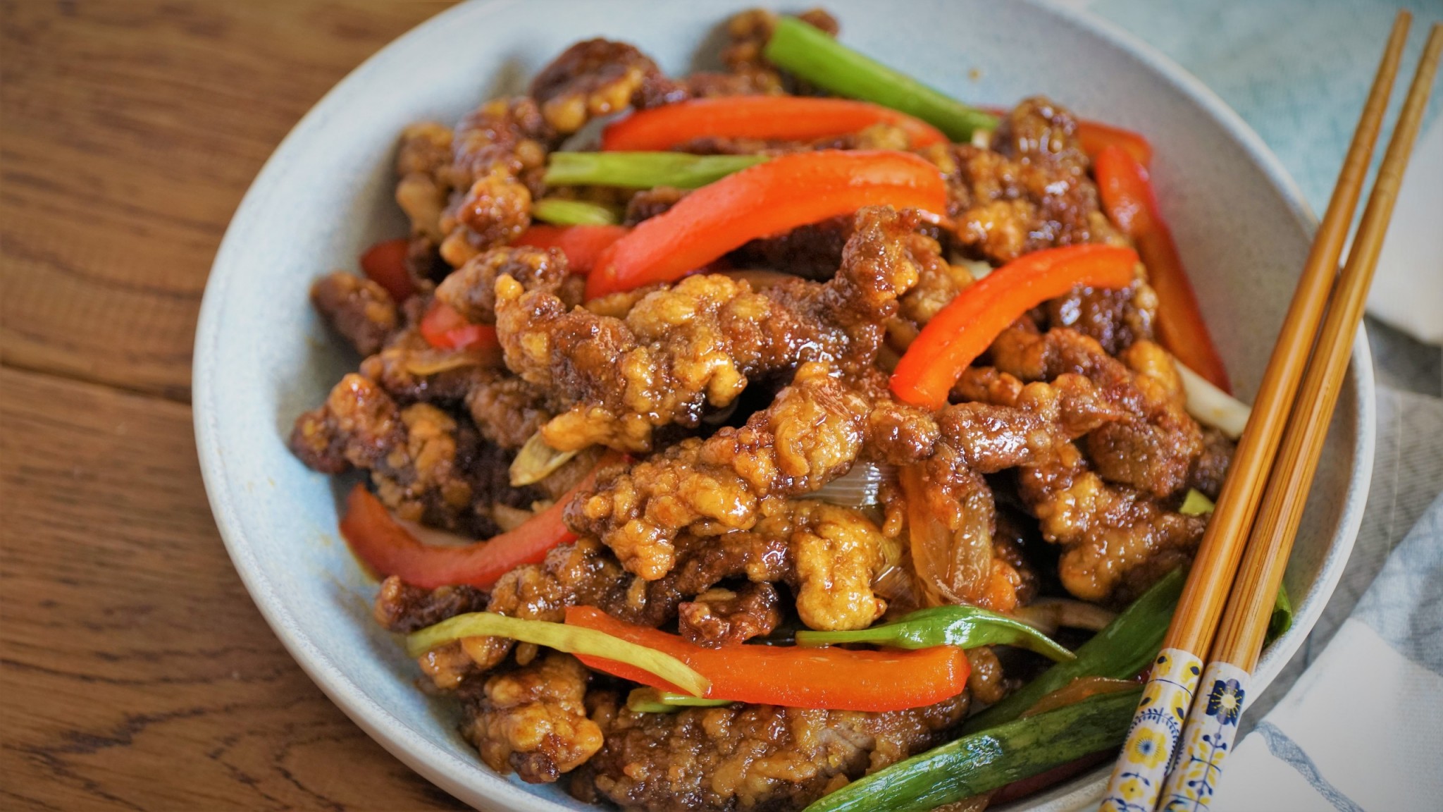 Crispy Shredded Beef Recipe - Khin's Kitchen | Chinese Cuisine