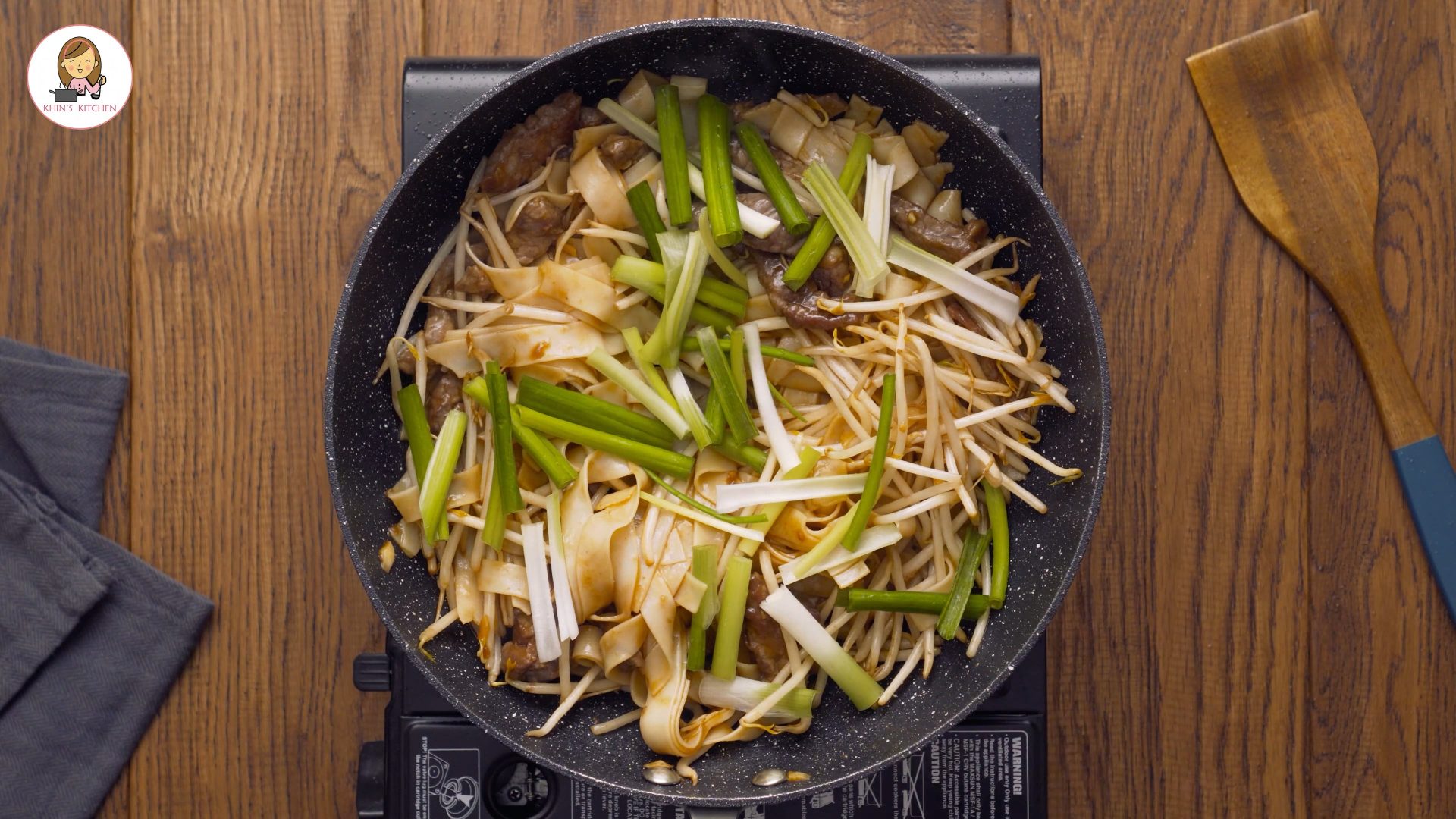 Beef Chow Fun - Khin's Kitchen | Chinese cuisine | Quick & Easy