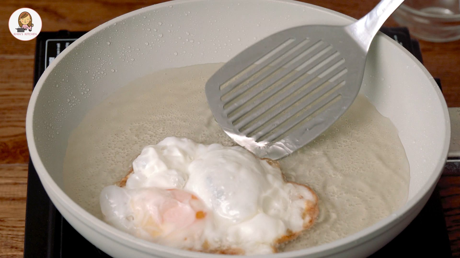 Spicy Basil Chicken - Khin's Kitchen | Thai street food