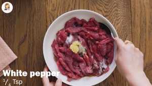 Crispy Shredded Beef Recipe - Khin's Kitchen | Chinese Cuisine