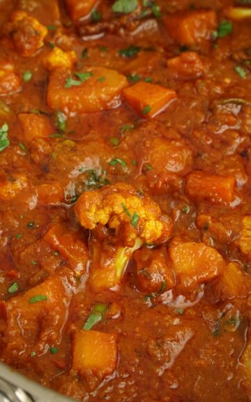 Easy Vegetable Bhuna - Khin's Kitchen