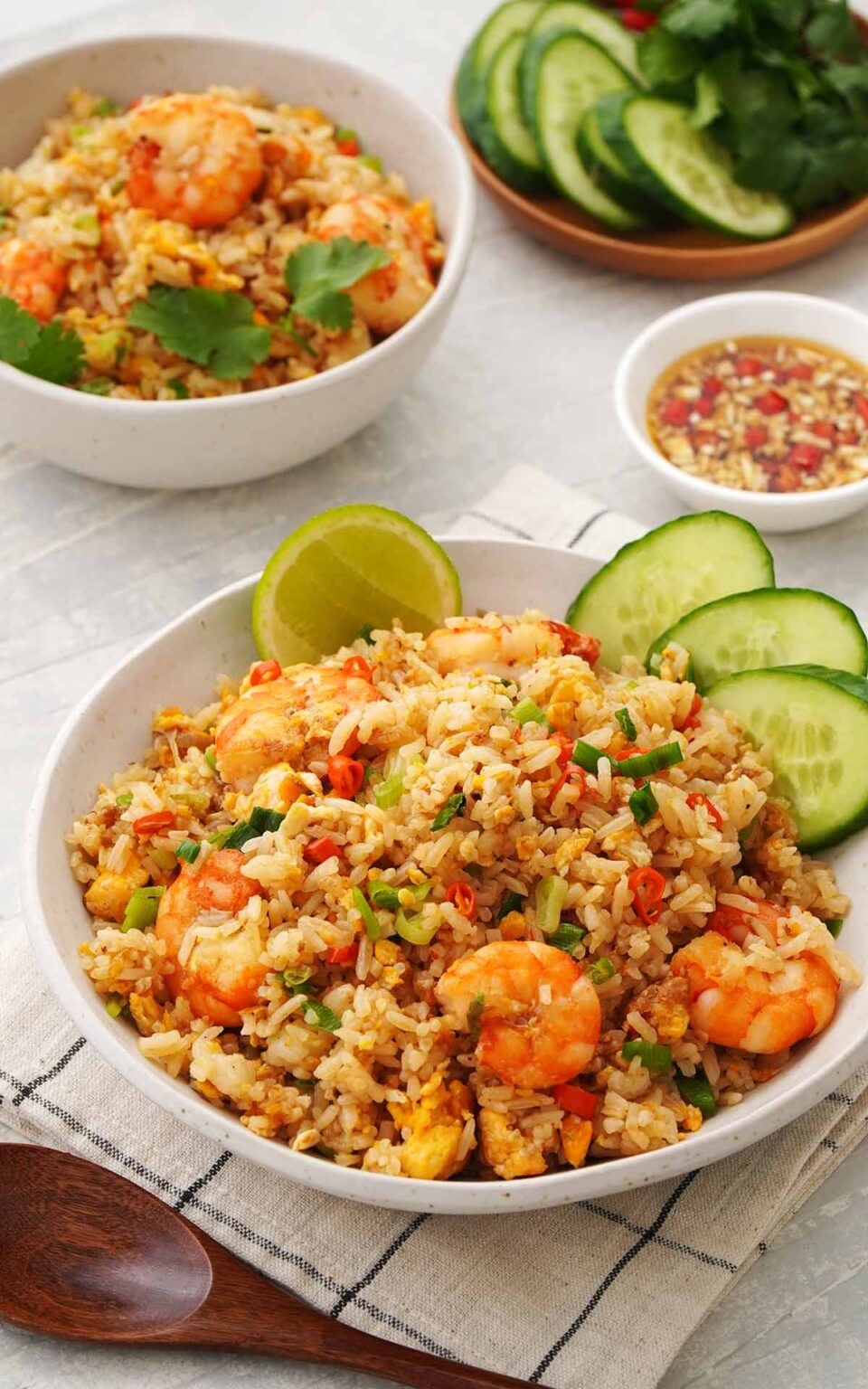 Khao Pad ( Thai Fried Rice ) - Khin's Kitchen