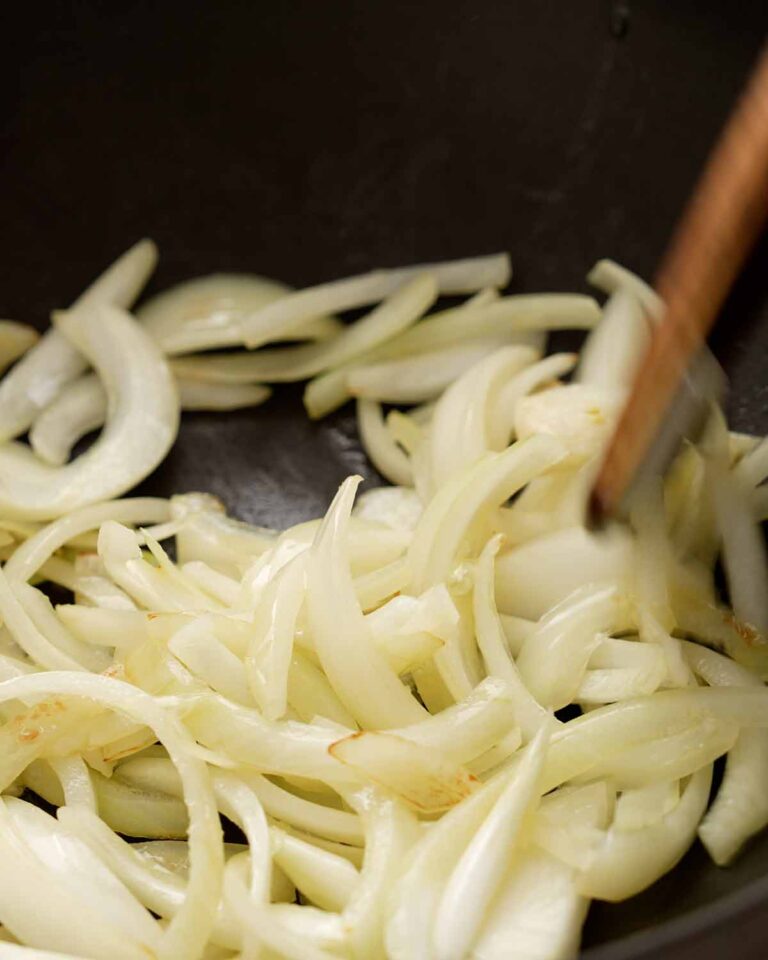 Beef and Onion Stir Fry - Khin's Kitchen